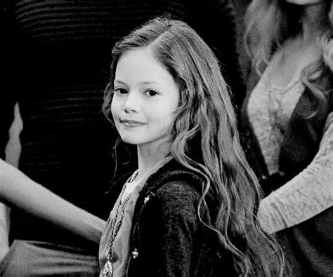 Renesmee Bella Cullen The Cullen Vampire Twilight The Twilight Saga