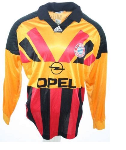 Bayern München 1992 93 Kits