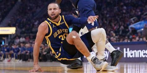 Infortunio Al Ginocchio Per Steph Curry Ecco I Dettagli Dunkest