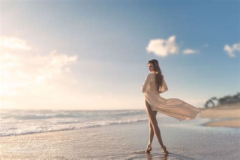 Cinematic Ilvy Kokomo On The Island Of Palm Beach Markcrislip