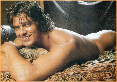 Caetano Zonaro Do Bbb Pelado Na Revista G Magazine Foto De Penis