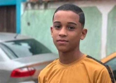 Adolescente de 13 anos é morto durante operação da PM no Rio Metrópoles