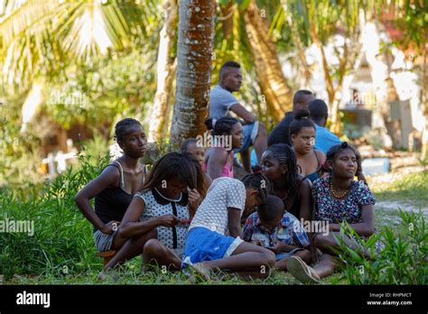 Jeunes filles malgaches Banque de photographies et dimages à haute