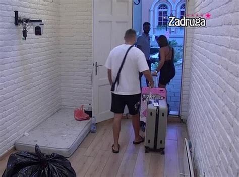 Evo Ko Je Sino Napustio Zadrugu Blic
