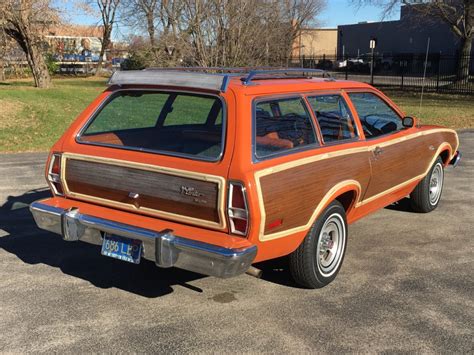 Pinto Squire Wagon