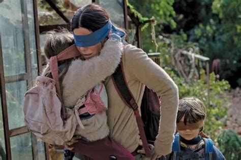 Ini Dia Rekomendasi Film Netflix Terbaik Sepanjang Masa Kobaran