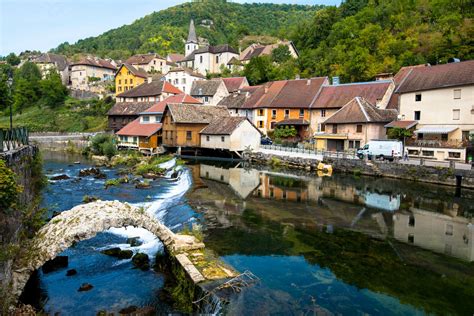 Les 10 plus beaux villages de Bourgogne Franche Comté