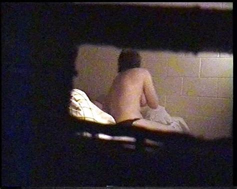 Big Hanging Tit Mature Voyeured Mature Porn Photo
