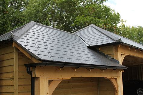Hip Roof Design What Are The Advantages For Stable Buildings