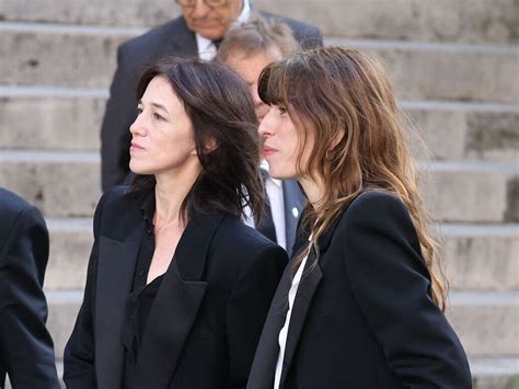 Obsèques de Jane Birkin ce geste extrêmement fort de Charlotte