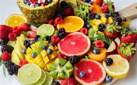 Les 10 fruits et légumes les plus riches en eau CVIFS
