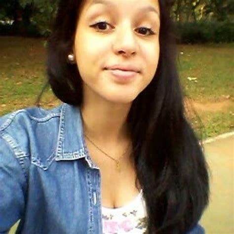 Stream Bia Gon Alves Music Listen To Songs Albums Playlists For
