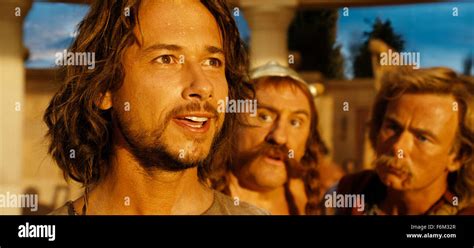 DATE DE PUBLICATION Février 1 2008 Titre du Film Astérix aux Jeux