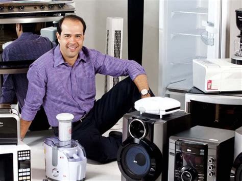 QUEM É O DONO DA RICARDO ELETRO Âncora Offices