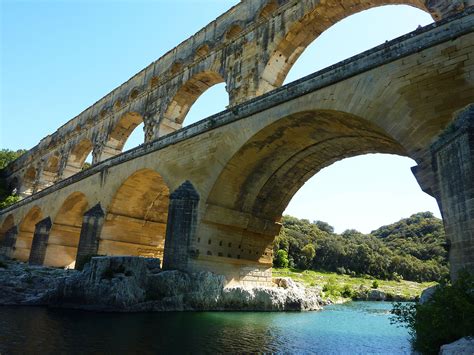 Le Pont du Gard une merveille antique à visiter Hop en route