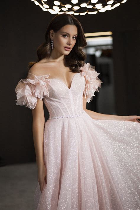 Robe de soirée pailletée en tulle de soie rose Oksana Mukha Paris