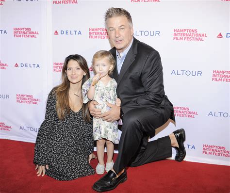 Alec Baldwin And Hilaria Baldwins Marriage Relationship Timeline Closer Weekly