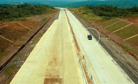 SUDAH MANTAP Tol Cisumdawu Seksi 6 Siap Dilewati Kendaraan Masuk Dari