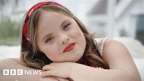 Down S Syndrome Swansea Model Beth Matthews Signs With Agency
