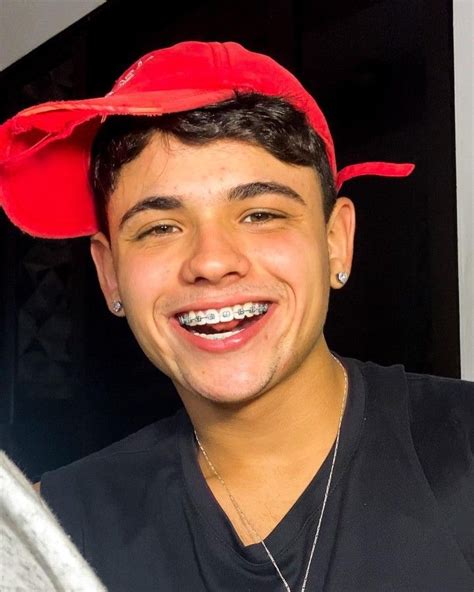 Pin de André Silva em Salvamentos rápidos Fotos de homens Fotos de