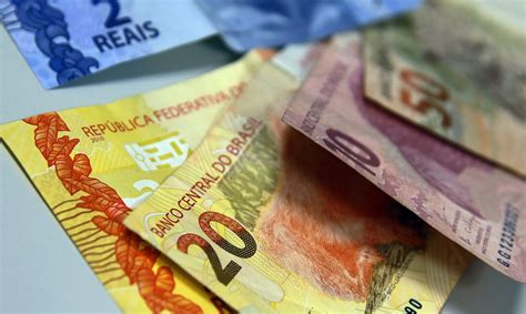 Dinheiro esquecido saques começam amanhã veja como receber