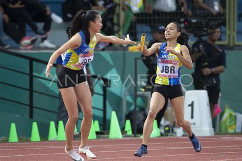 JABAR RAIH PERAK LARI 4X400 METER ESTAFET PUTRI PON PAPUA ANTARA Foto