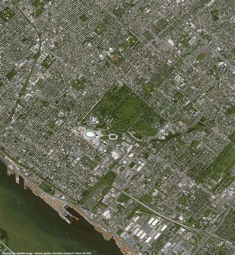 Botanic garden Montréal high quality satellite image Pléiades Neo