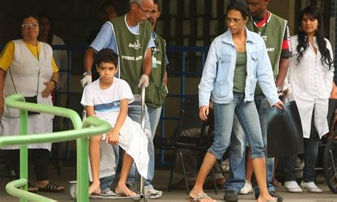 Criança é baleada na perna durante troca de tiros entre policiais e