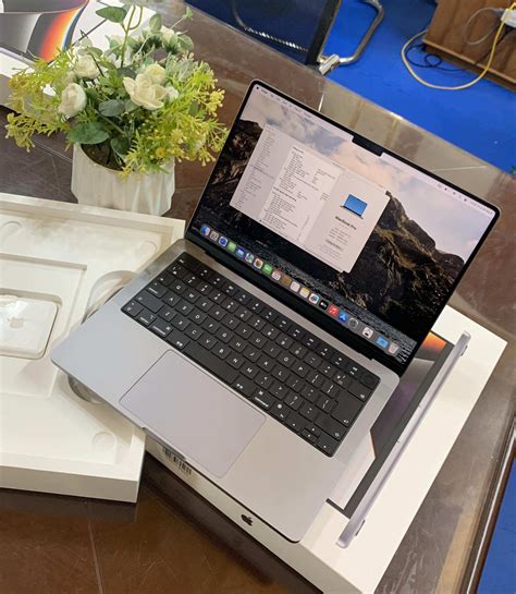 Macbook Pro Inch Chip M Pro Ram Gb Ssd Gb Ja Likenew