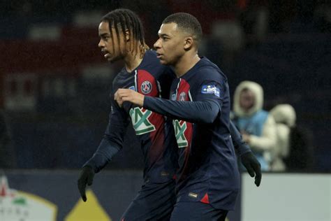Ligue des champions Ousmane Dembélé et Bradley Barcola des ailiers