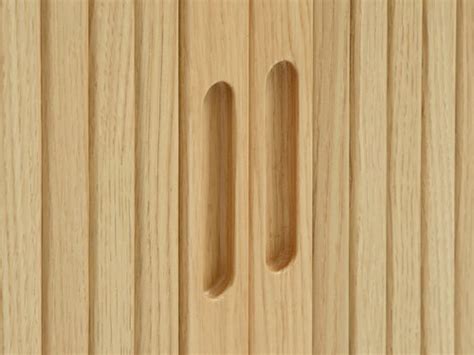 Kredens LYNGVIG 120 cm 2 drzwi roletowe naturalny dąb JYSK