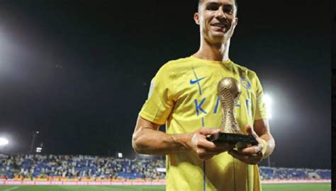 Al Nassr auteur d un doublé Ronaldo remporte son premier titre en