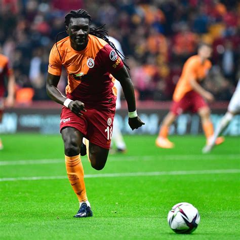 İmzayı attı Galatasaraydan ayrılan Gomisin yeni takımı belli oldu