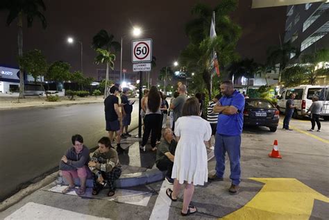 Un Terremoto De Magnitud 6 Sacude La Costa Sur De Ecuador Y El Norte De