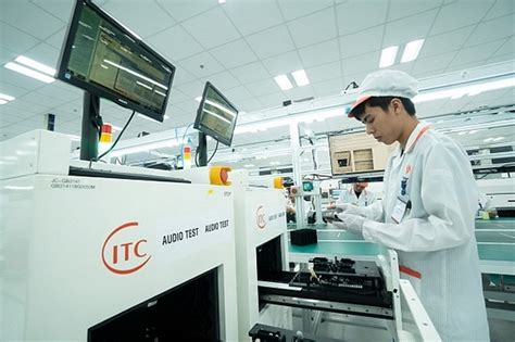 Khám phá nơi sản xuất điện thoại Vsmart hiện đại nhất Việt Nam Vĩnh