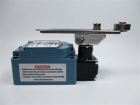 1PCS New For HONEYWELL SZL WLC BL3 Limit Switch 428243294947 EBay