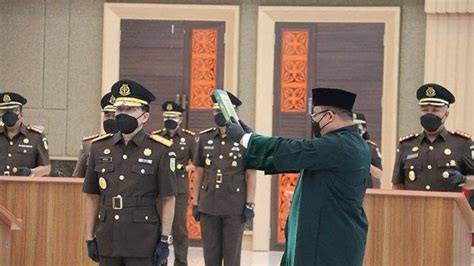 VIDEO Kajati Riau Lantik Wakajati Pejabat Setingkat Asisten
