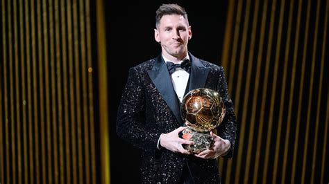 PSG Lincroyable Histoire De Lionel Messi Et Le Ballon DOr