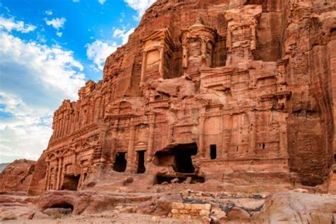 Guía para visitar Petra qué ver en la ciudad perdida de los nabateos