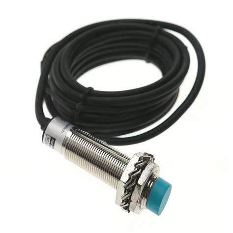Détecteur de proximité inductif haute fréquence 6 36 VDC PNP NO M18 Sn