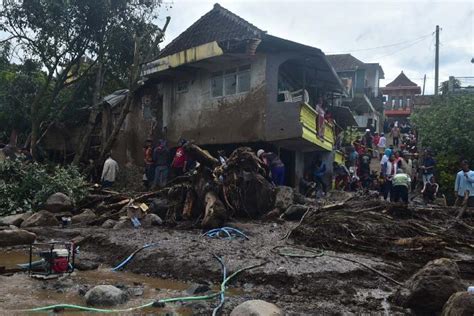 Penyebab Banjir Bandang Homecare24