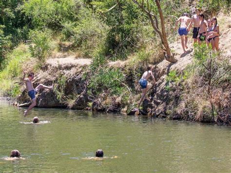 Best Cliff Jumping Rock Diving Spots In Australia Man Of Many