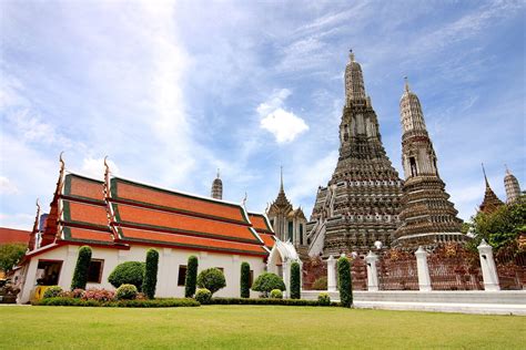Paket Tour Malaysia 5 Hari 4 Malam Kuala Lumpur Genting MK Tours