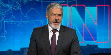 William Bonner faz anúncio do Bolsa Família e você precisa saber