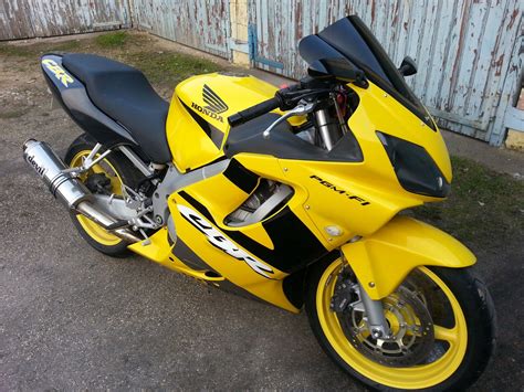 Honda Cbr Pgm F Honda Cbr Super Bikes Honda Motorcycles