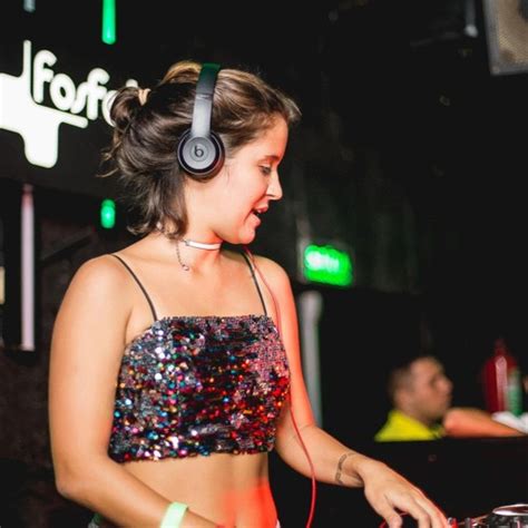 Stream Carol Soares Music Listen To Songs Albums Playlists For Free