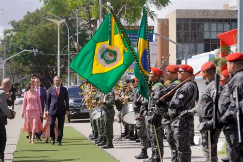 Elmano de Freitas toma posse como governador do Ceará Portal IN