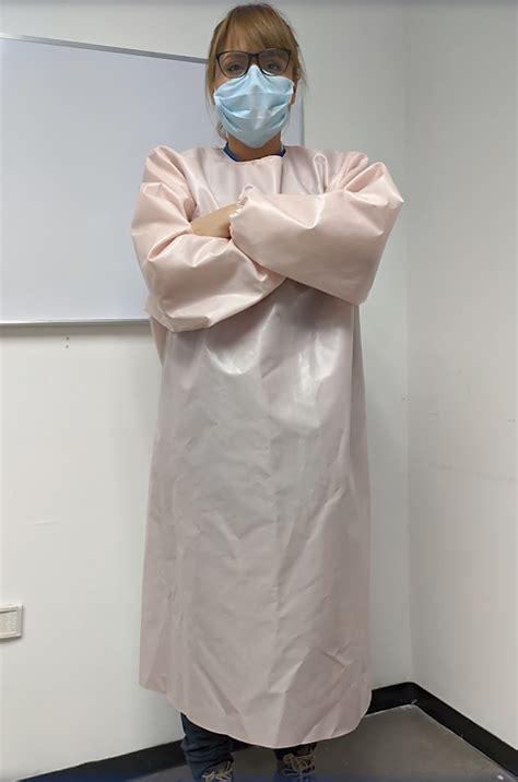Multiuse Isolation Gowns KM Medical