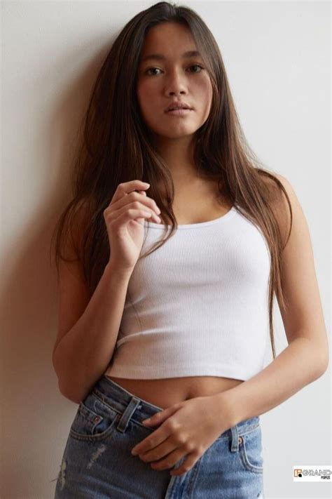 Lily Chee Age Height Boyfriend Net Worth Biography Wiki And More