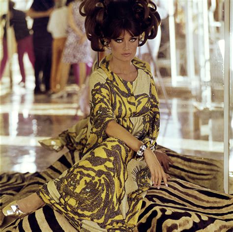 Np Fa Mm Model Marisa Mell In Valentino For Birtish Vogue